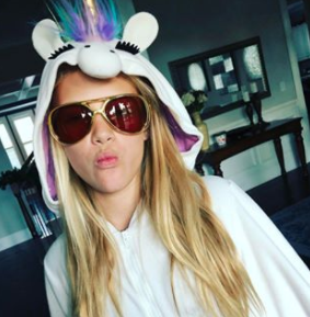 The Savvy Life About Me | lovethesavvylife.com